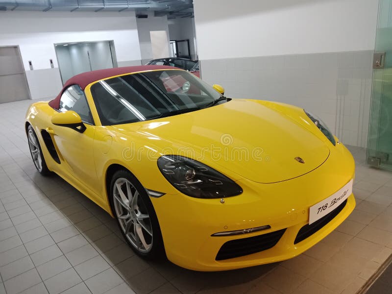 Porsche Car Sport Bumblebee Stock Photos - Free & Royalty-Free Stock ...