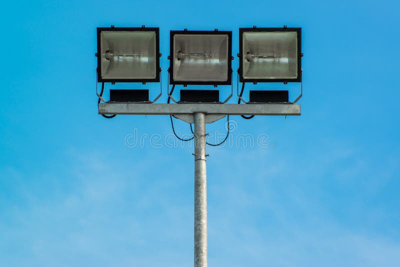 Spotlight tower stock image. Image of lamp, outdoor, event - 32272587