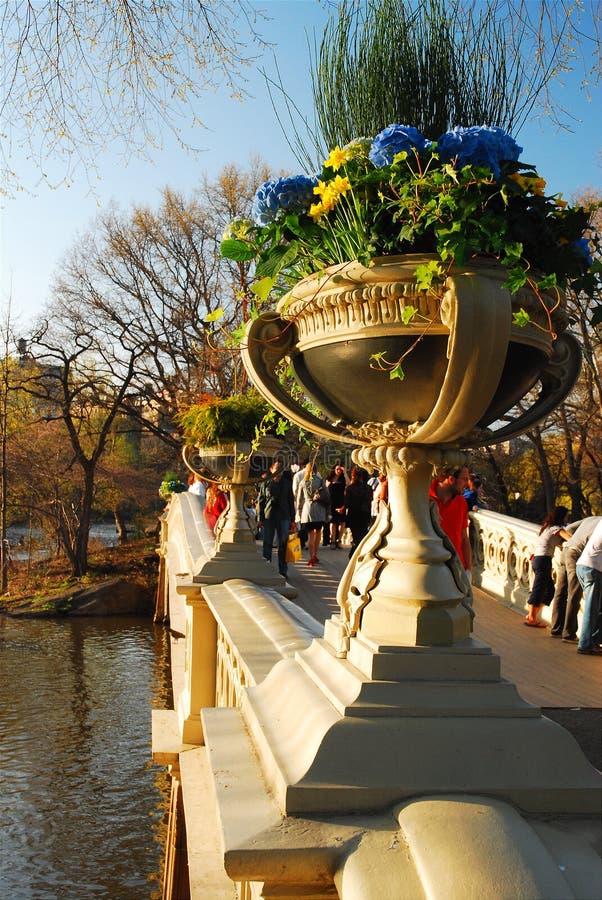 Bow Bridge, Central Park, Early Spring Editorial Image - Image of ...