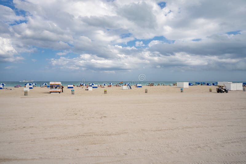 Spring Break Scene 2021 Miami Beach FL Editorial Image - Image of ...