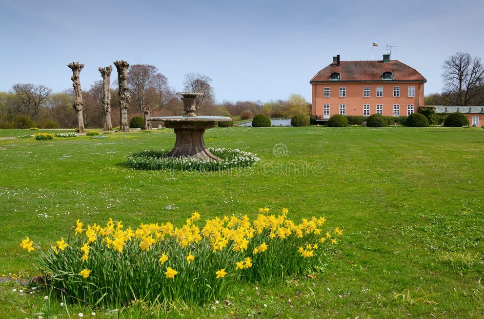 Spring in castle park stock photo. Image of historic - 27832676