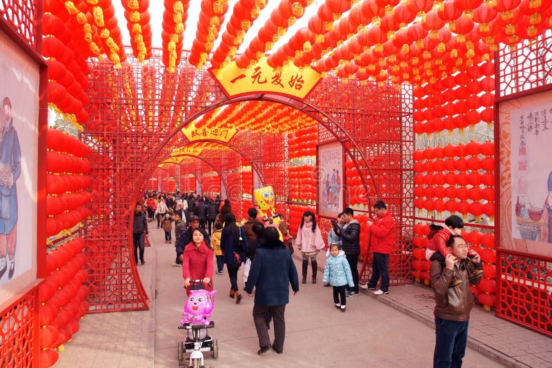 Spring Festival Temple Fair Editorial Photo - Image of shanxi, fair ...