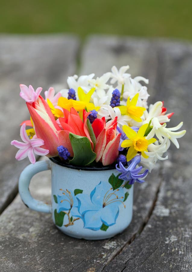 Spring Flowers on Wooden Table Stock Photo - Image of nature, blossoms ...