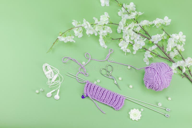 Spring Knitting Concept. Pattern Example, Traditional Tools, Ball of ...