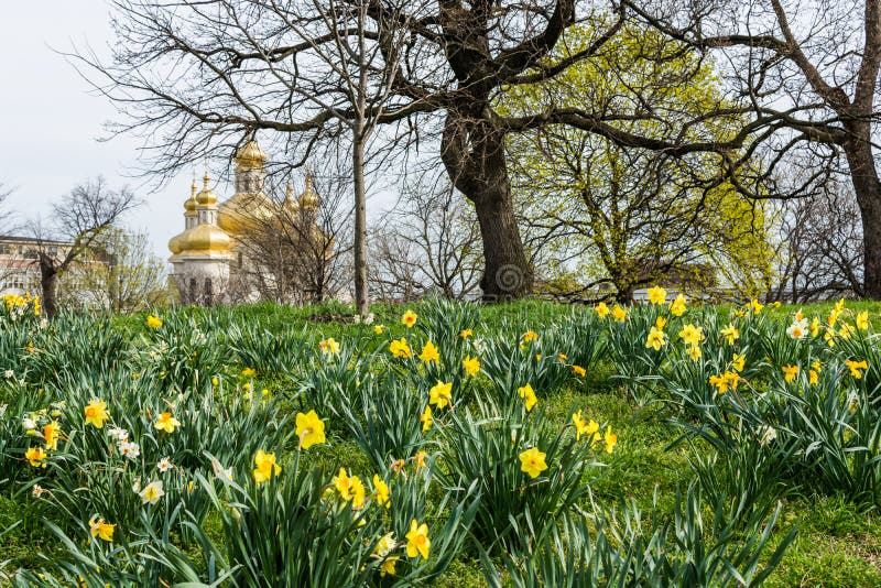 Spring Landscape of Patterson Park with Flowers in Baltimore Mar Stock ...