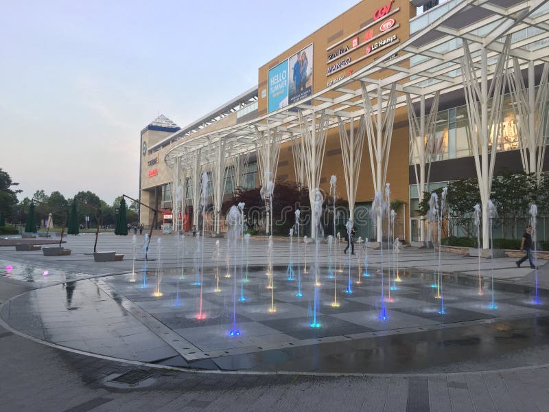 Spring Lighting Department Store Shopping Store Editorial Photography ...