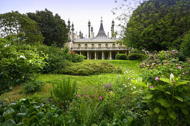 Spring in the Pavilion Gardens, Brighton, UK Stock Photo - Image of ...