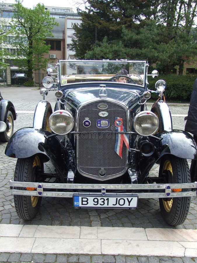 Spring Retro Parade editorial stock image. Image of jaguar - 30994154