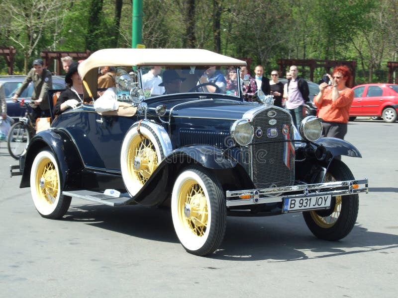 Spring Retro Parade editorial photo. Image of club, spring - 30994416