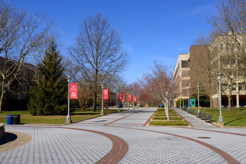 Spring at Stony Brook University (SBU) on Long Island in Stony Brook ...