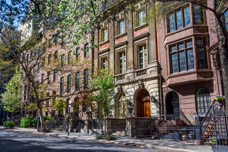 Spring Street editorial photography. Image of building - 54355497