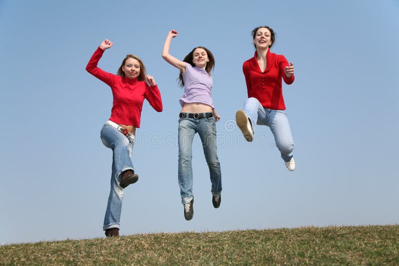 Springende Freunde stockfoto. Bild von fliege, mann, arbeitgeber - 2208838