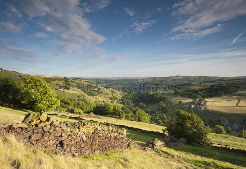 Springtime Yorkshire Valley Stock Photo - Image of spring, calderdale ...
