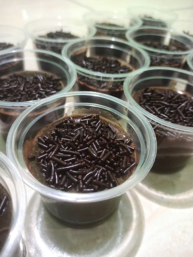 Sprinkle chocolate stock image. Image of cake, dairy - 293832483