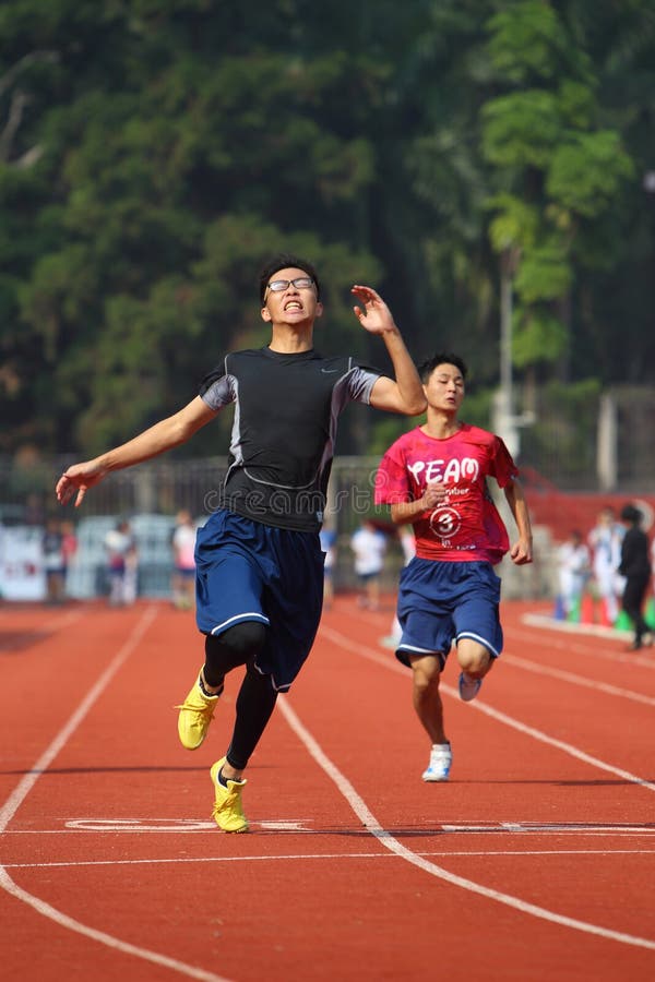 Sprint moment editorial stock photo. Image of race, competition - 80236768