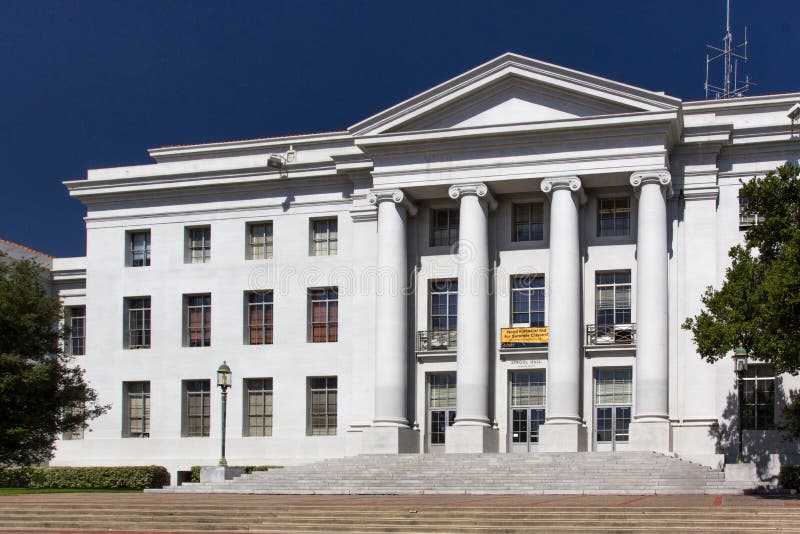 Sproul Hall editorial stock image. Image of oakland, historical - 31654549