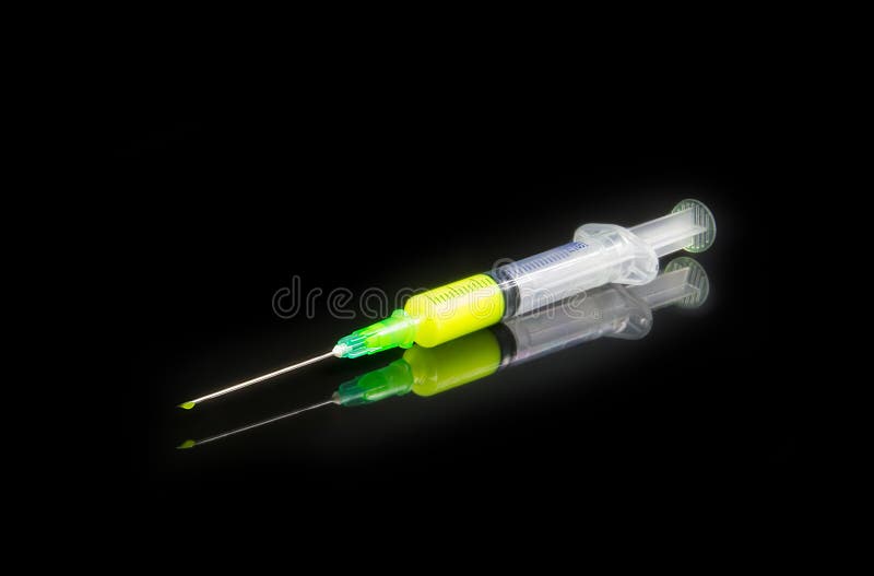 Spuit Met Naald, Dodelijke Injectie Stock Afbeelding - Image of ...