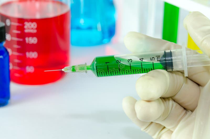 Spuiten en buizen stock foto. Image of injectie, spuit - 46044626