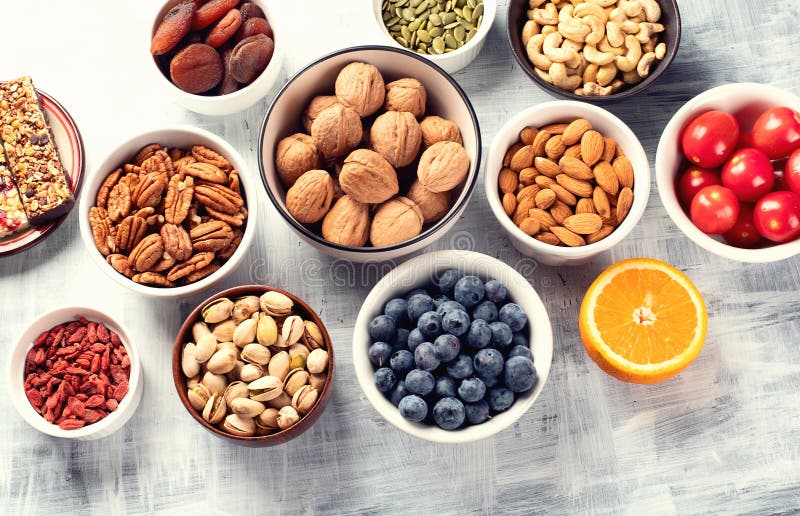 Spuntini Sani Concetto Sano Dell'alimento Immagine Stock - Immagine di ...