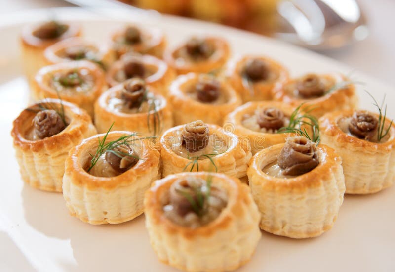 Spuntini Sulla Tabella Di Banchetto Immagine Stock - Immagine di ...