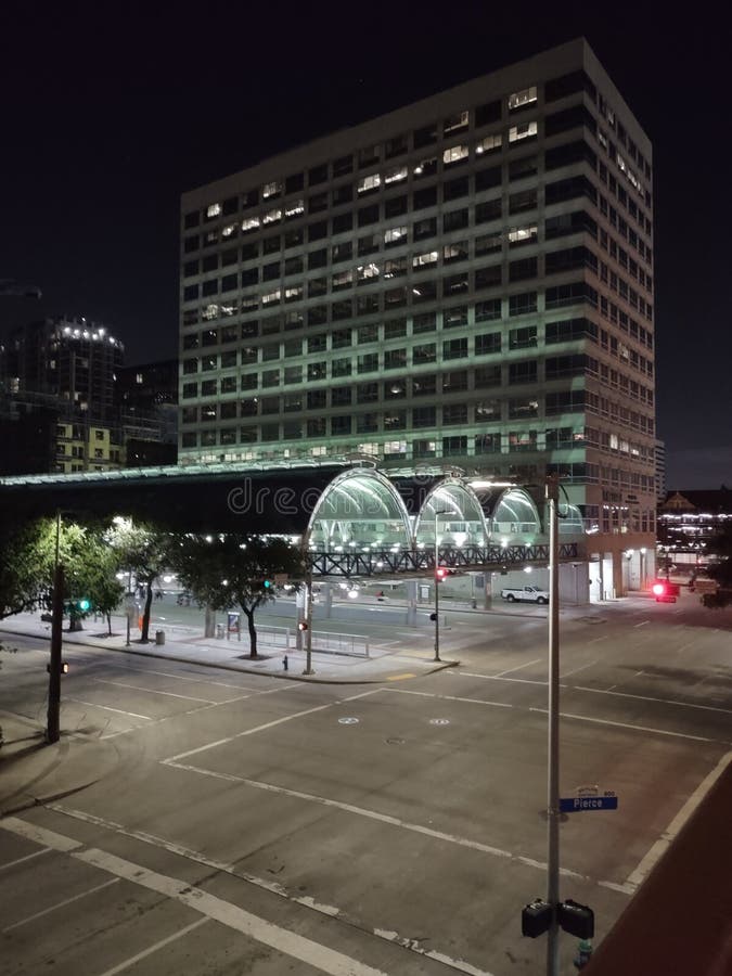 Square Buildings and Curved Lines Stock Photo - Image of lines, curved ...