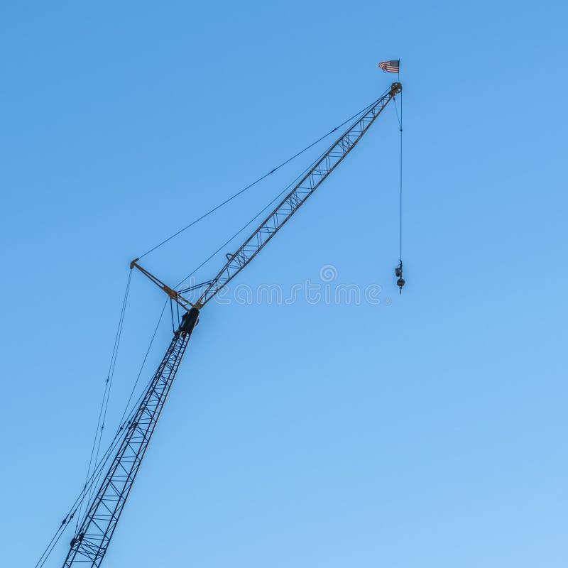 Square Frame Construction Crane for Lifting and Lowering Materials ...