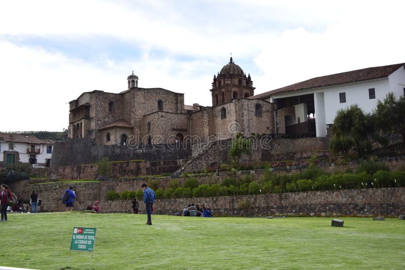 The Square in Front of the Church in the Old Town of Cusco Editorial ...