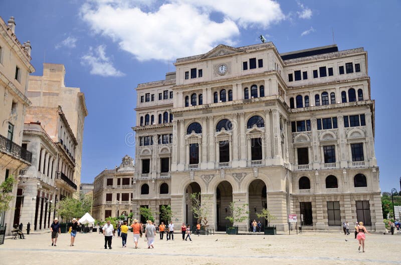 Square in Havana , Cuba editorial image. Image of exterior - 56772715