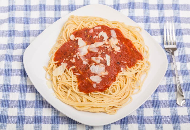 Square Plate of Spaghetti stock image. Image of gourmet - 51620989
