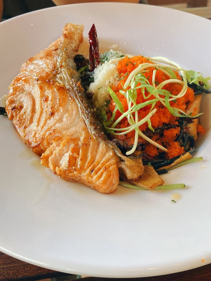 Square Steel Framing, External Welding, Ironworker, Construction ...