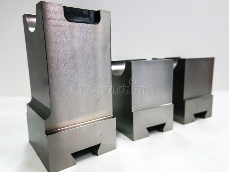 Square Steel is Hardened and Blackened. and Grinding Smooth Surfaces To ...