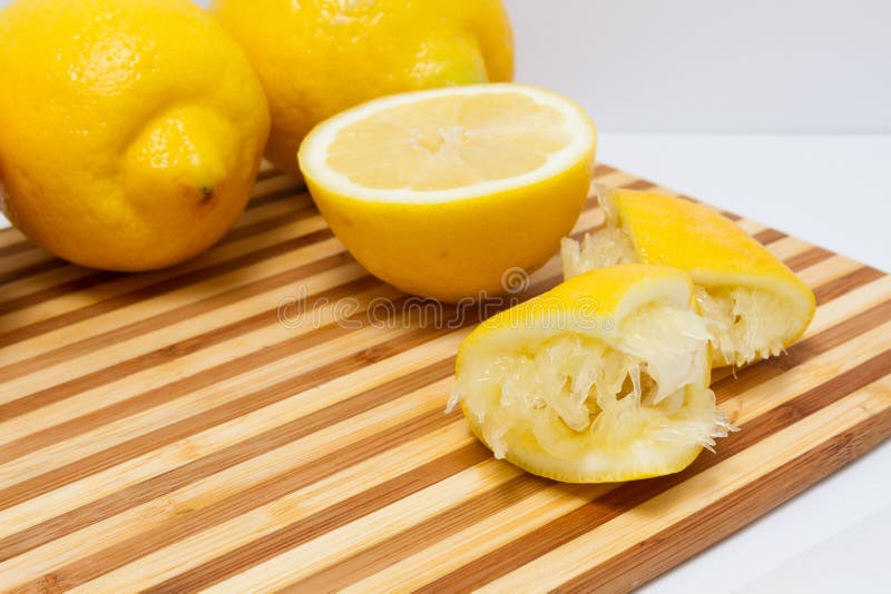 Lemon juice in bowl stock photo. Image of scent, fruit - 47266544