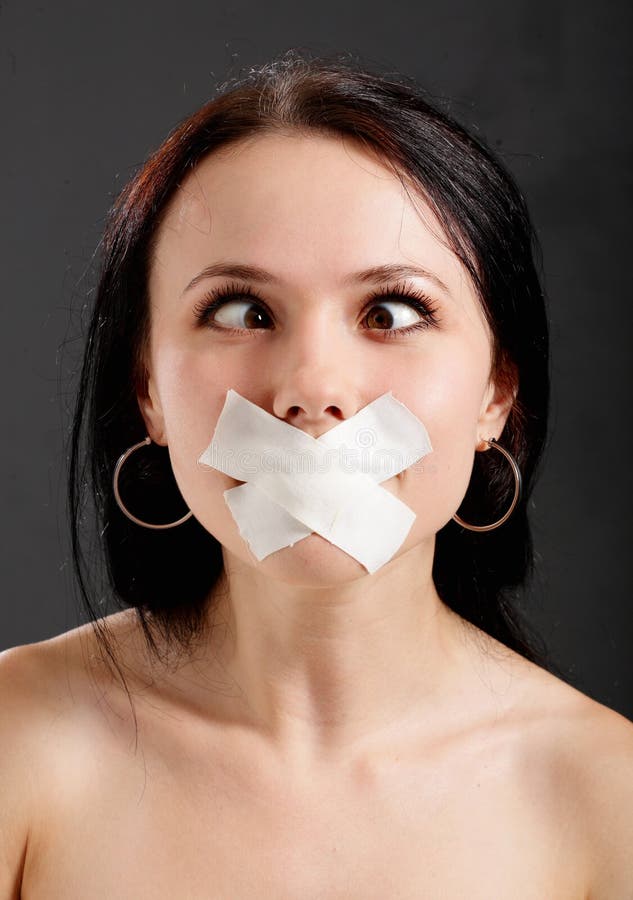 860+ Squint Free Stock Photos - StockFreeImages