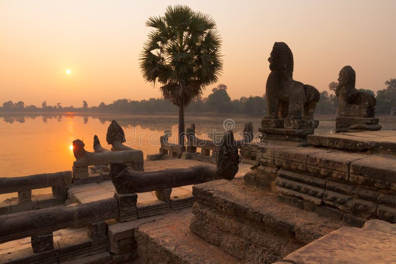 Srah Srang With Lion And Naga Statues In Angkor, Cambodia Stock Image - Image of ancient ...