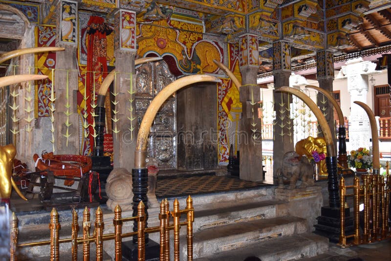 Sri Dalada Maligawa Kandy, Sri Lanka. Stock Image - Image of sacred ...