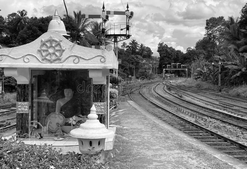 A Sri Lanka Railway Train Scene Stock Image - Image of mountains ...