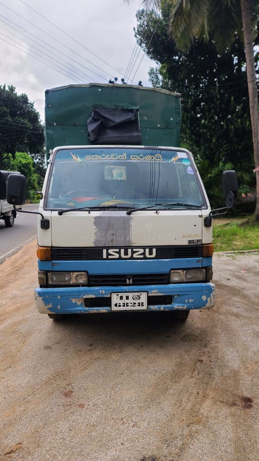 Sri Lankan old lorry. editorial photography. Image of lankan - 259581242