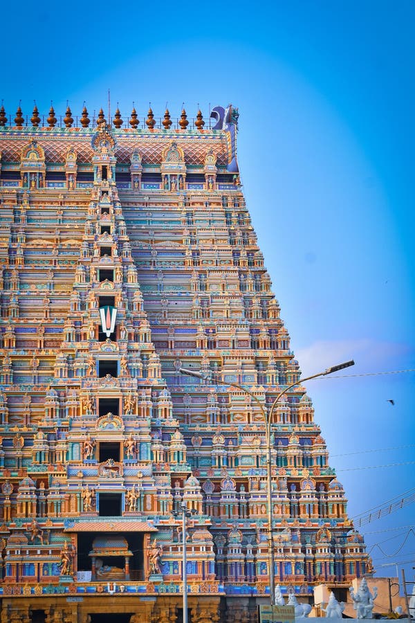 Srirangam Tower with Bright Sky Stock Photo - Image of srirangam, tower ...