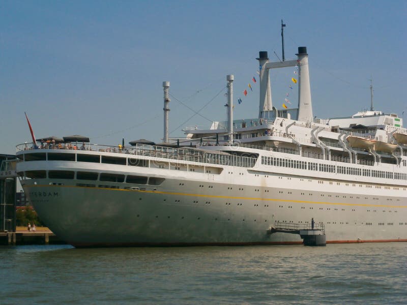 SS Rotterdam redaktionelles foto. Bild von behälter, hausboot - 56538591