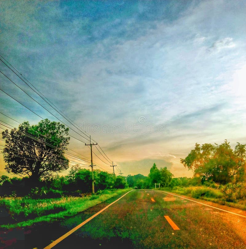 SScenery of the Road and Beautiful Skies Stock Image - Image of road ...