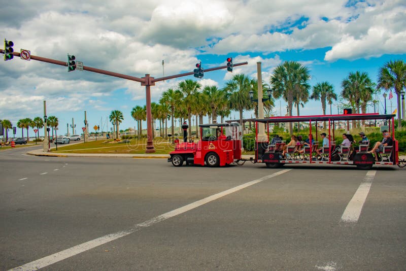 Red Train Tour and Palm Trees in Florida`s Historic Coast . Editorial ...