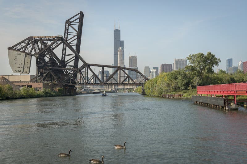 St Charles Air Line Bridge in Chicago Stock Afbeelding - Image of nave ...