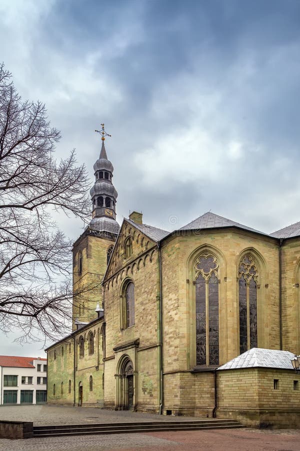 St. De Duitse Kerk is De Grootste Duitse Stock Afbeelding - Image of ... St. De Duitse Kerk is De Grootste Duitse Stock Afbeelding - Image of ...