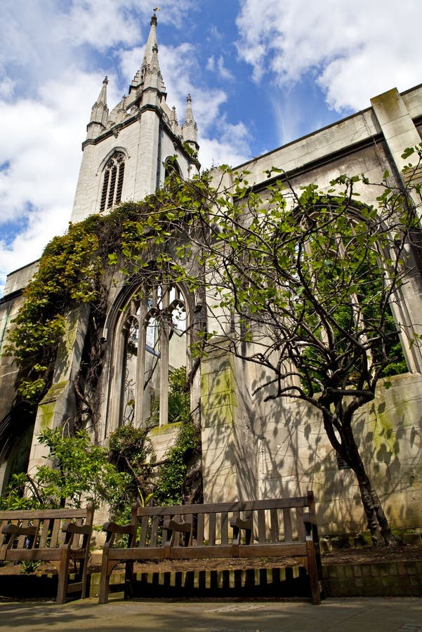 St Dunstan-in-the-East Church in London Stock Image - Image of dunstan ...
