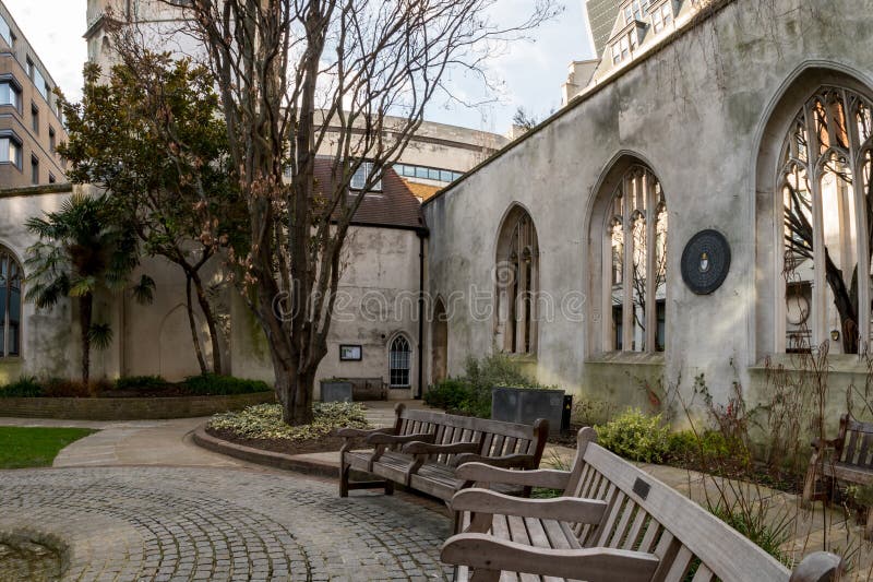 St. Dunstan in the East, London Stock Photo - Image of dunstanintheeast ...