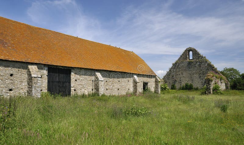 St Leonards Grange Medieval Tithe Barn Stock Photo - Image of ...
