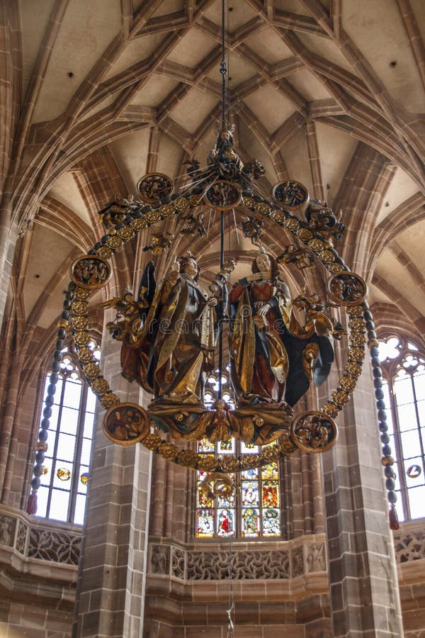 Schoner Brunner in Nuremberg Stock Afbeelding - Image of ...