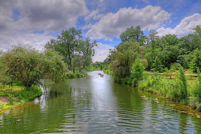 St. Louis Forest Park stock photo. Image of hill, park - 96039452