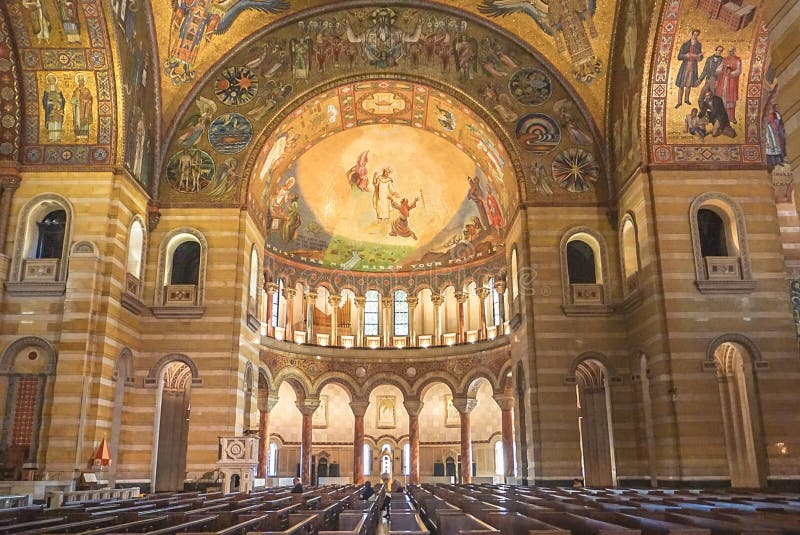 St. Louis Missouri: November 7, 2018; the Cathedral Basilica of St ...