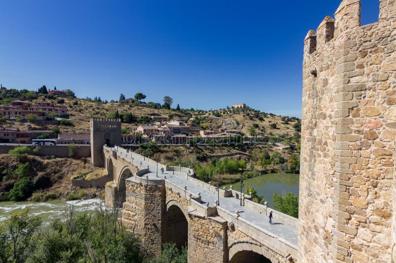 St. Martin Bridge in Toledo Spain Editorial Photo - Image of aqueduct ...